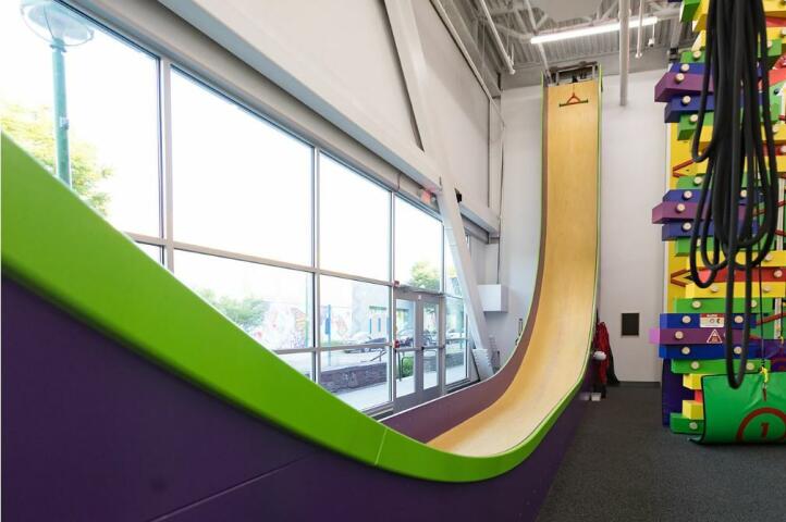 HAPIK fun climbing gym at Ridge Hill, Yonkers (NY)